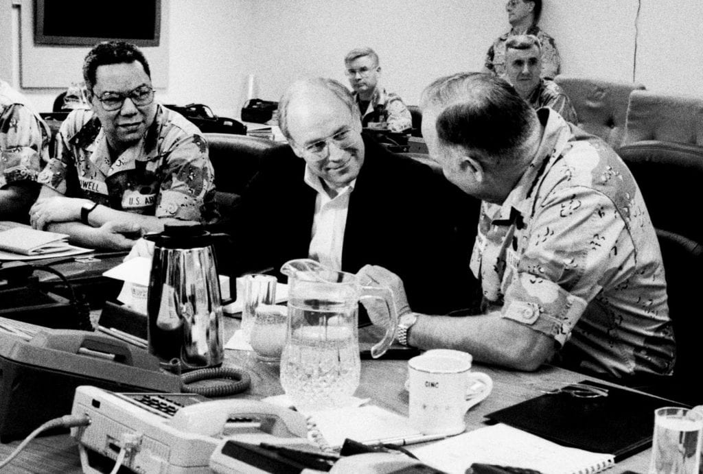 General Colin Powell: Soldier & Statesman - David Hume Kennerly